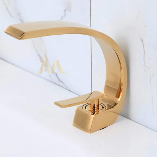 The Premium Gold Curve Faucet - Elegant Faucets | AM Faucets ...